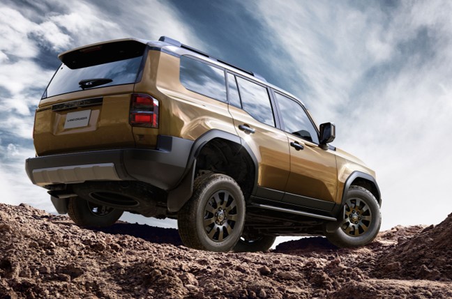 2WDと4WDの違いとは？乗り心地はどう違う？｜KINTO